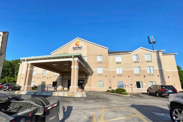 COMFORT INN & SUITES - Updated December 2025 - 38 Photos & 31 Reviews ...