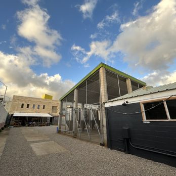 BEER LAB HI - Updated December 2024 - 87 Photos & 23 Reviews - 1318 S ...