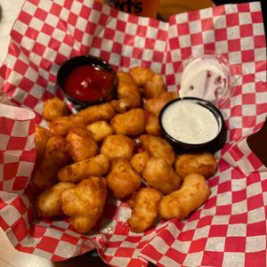 NEWT’S NORTH - 86 Photos & 162 Reviews - 5231 E Frontage Rd Hwy 52 ...