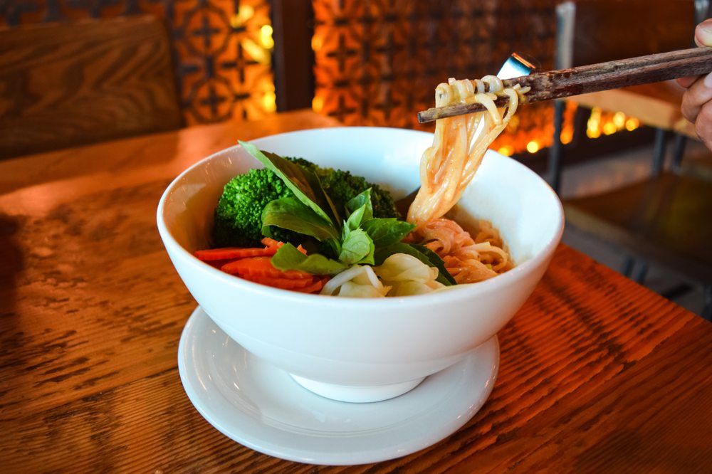 SOI RESTAURANT AND BAR - 232 Photos & 95 Reviews - 425 Urban Plz ...