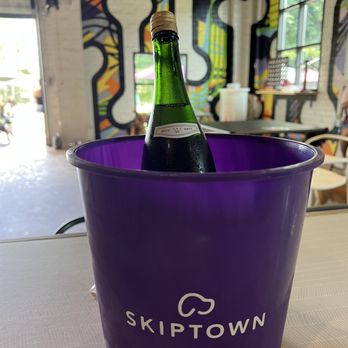 SKIPTOWN - Updated December 2025 - 201 Photos & 115 Reviews - 222 ...