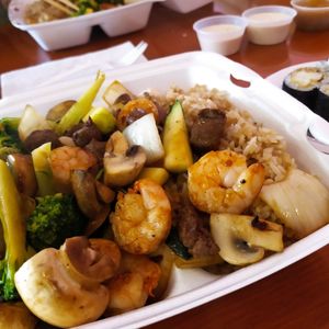 HIBACHI GUYS RESTAURANT - 32 Market Sq SE, Roanoke, Virginia - Japanese ...