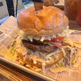 PIPO BURGERS - Updated October 2025 - 74 Photos & 36 Reviews - 10808 NW ...