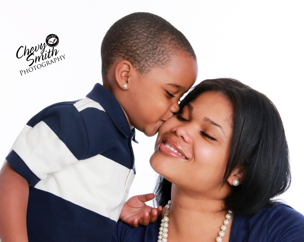 CHEVY SMITH PHOTOGRAPHY - Updated June 2025 - 15 Photos - 4427 Vine St ...