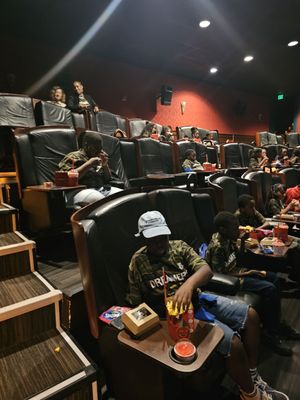 CINEMARK PALACE 20 AND XD - Updated November 2025 - 395 Photos & 347 ...