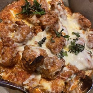 MICKEY’S VALLEY VIEW PUB - Bars - 46 Carpenter St, Cumberland, RI ...