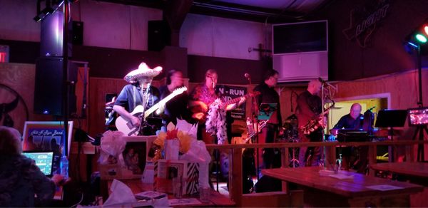 WEST WIND CLUB - Updated January 2026 - 18 Photos & 10 Reviews - 5905 ...