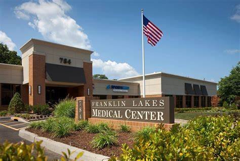 ROBERT A KAYAL, MD - Updated December 2025 - 16 Photos & 11 Reviews ...