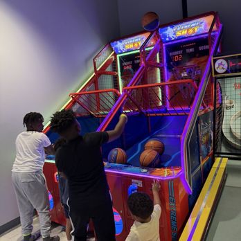 THE ST. JAMES - Updated December 2025 - 260 Photos & 210 Reviews - 6805 ...