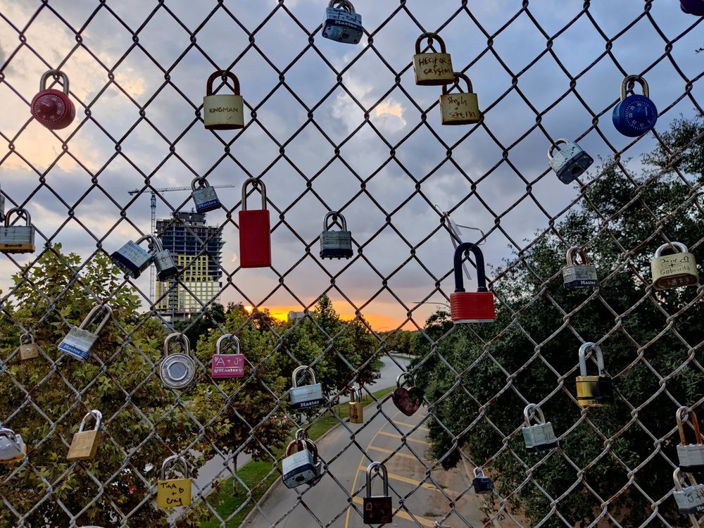 THE LOVE LOCK BRIDGE - Updated June 2024 - 16 Photos - 500 Allen Pkwy ...