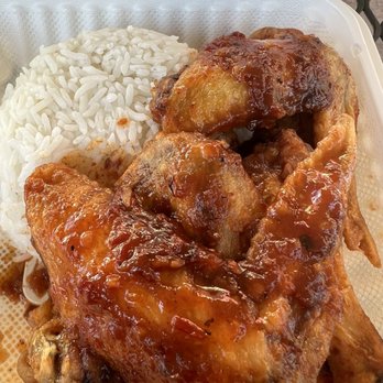 GOLDEN TRIANGLE ASIAN FUSION - Updated September 2025 - 365 Photos ...