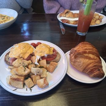 PRIMA - Updated July 2025 - 284 Photos & 152 Reviews - 10 City Square ...