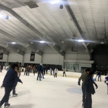 PICKWICK ICE - Updated July 2025 - 64 Photos & 104 Reviews - 1001 W ...