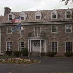 CARR FUNERAL HOME LTD - Funeral Services & Cemeteries - 935 S ...