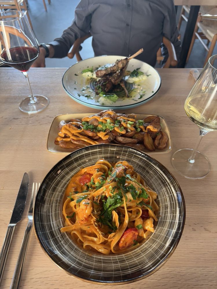 ARGOS BAR | BISTRO - Updated October 2025 - 150 Bellerose Dr, St ...