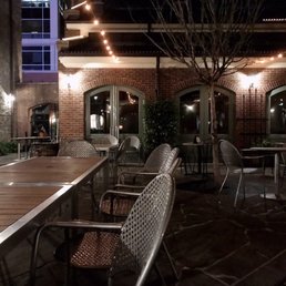 BIN 77 BISTRO & SIDEBAR - Updated October 2025 - 467 Photos & 231 ...