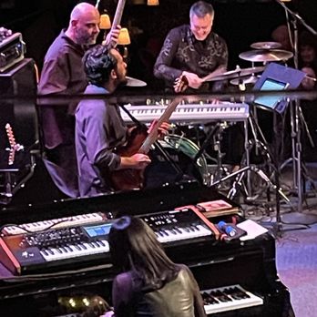 DIMITRIOU’S JAZZ ALLEY - Updated January 2025 - 681 Photos & 532 ...