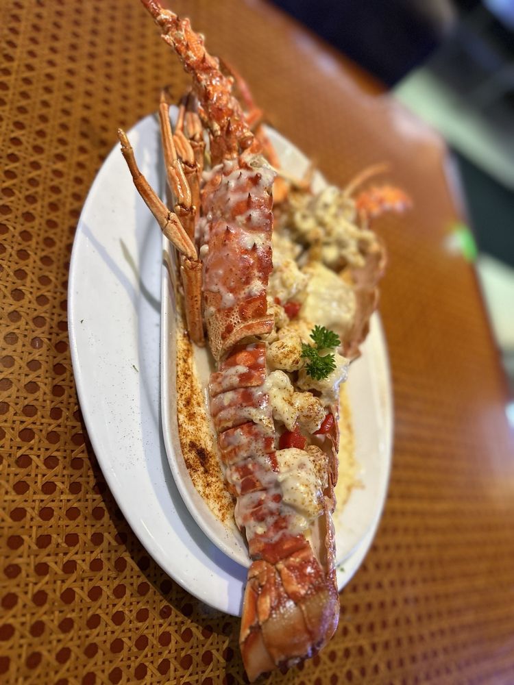 DISCO FISH RESTAURANT & GRILL - Updated October 2025 - 206 Photos & 145 ...