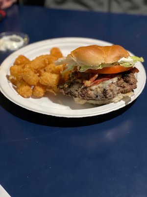 WINDJAMMERS BAR AND GRILL - Updated January 2025 - 81 Photos & 99 ...