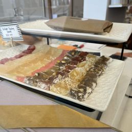 PANGOLIN CAFÉ - Updated October 2025 - 798 Photos & 355 Reviews - 955 S ...