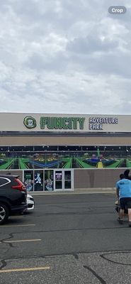 FUN CITY TRAMPOLINE PARK - Updated December 2025 - 22 Photos - 1277 ...