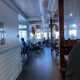 PERSIMMONS WATERFRONT RESTAURANT - Updated July 2025 - 473 Photos & 607 ...