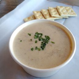 ERICA DAVIS LOWCOUNTRY - 137 Photos & 137 Reviews - 3209 E Victory Dr ...