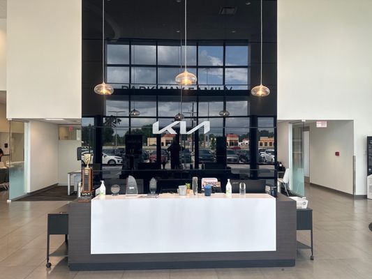 PARKWAY FAMILY KIA - Updated January 2026 - 32 Photos & 172 Reviews ...