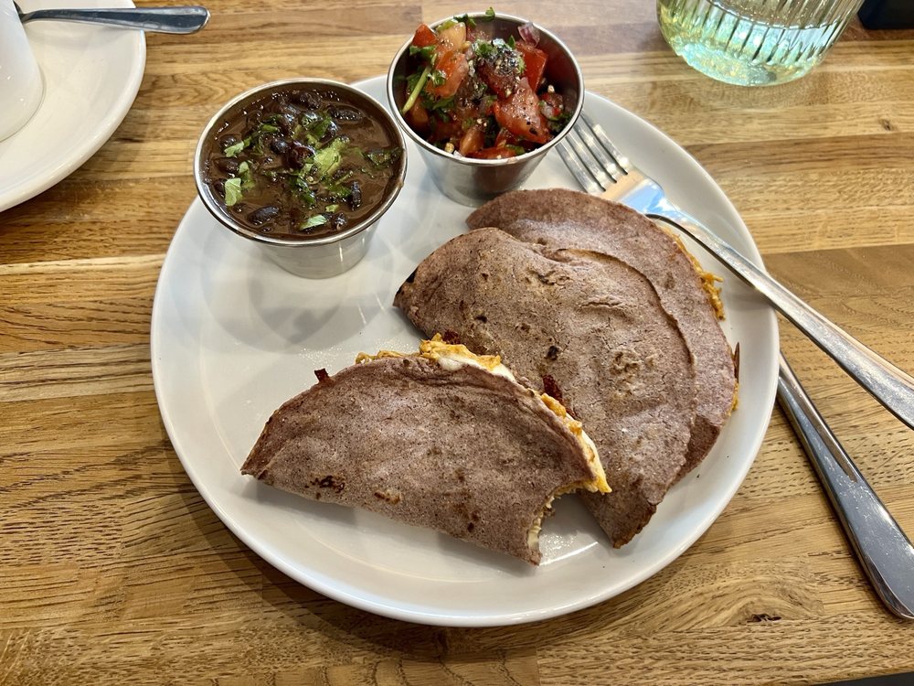 XOKO BAKEHOUSE AND COFFEE SHOP - Updated October 2024 - 13 Bridge St ...