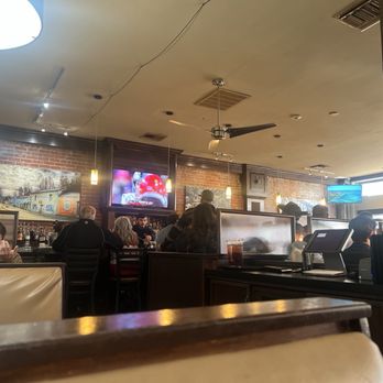 BRICK’S - Updated July 2025 - 374 Photos & 695 Reviews - 482 Main St ...