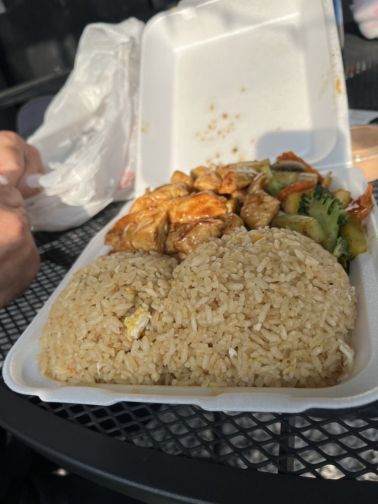 DRE’S KITCHEN - Updated September 2025 - 18 Photos & 18 Reviews - 2166 ...