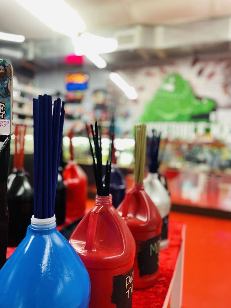 CITY VAPES - Updated August 2025 - 11 Photos - 2640 NW 10th St ...