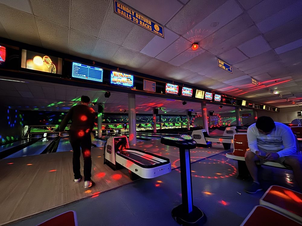 MARKHAM BOWL - Updated October 2025 - 36 Photos & 35 Reviews - 5762 ...