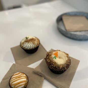 CUPCAKIN’ BAKE SHOP - Updated September 2024 - 884 Photos & 727 Reviews ...