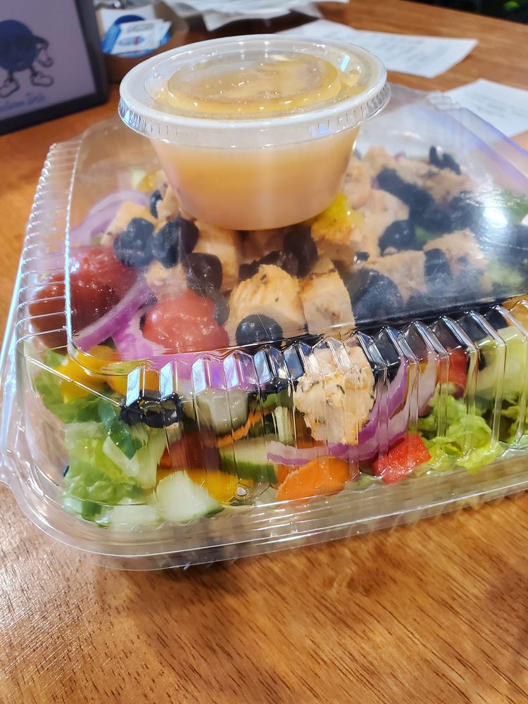 THE SPOT HOMETOWN DELI - Updated May 2024 - 21 Photos - 28 S Market St ...