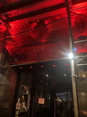 LE POISSON ROUGE - 174 Photos & 482 Reviews - 158 Bleecker St, New York ...