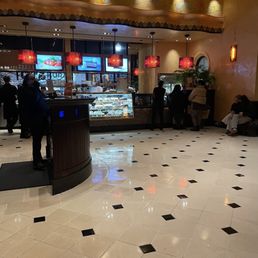 THE CHEESECAKE FACTORY - Updated May 2025 - 684 Photos & 574 Reviews ...