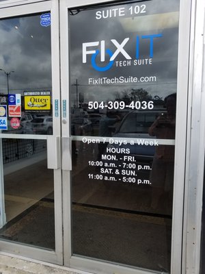 FIXIT COMPUTER & IPHONE REPAIR - Updated August 2024 - 22 Photos & 113 Reviews - 901 Veterans ...