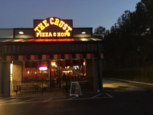 THE RISING CRUST PIZZA AND HOPS - Updated December 2025 - 19 Photos ...