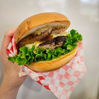 HI BURGER - Updated August 2024 - 71 Photos & 46 Reviews - 342 Lewers ...