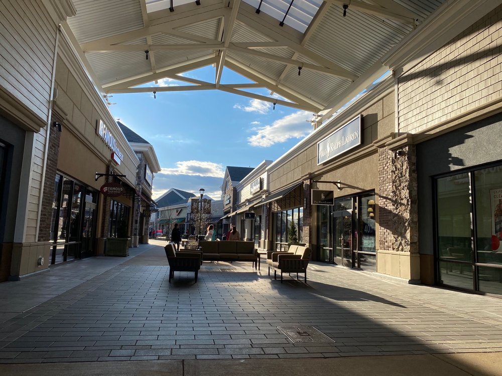 LEVI’S OUTLET STORE - 1600 Premium Outlets Blvd, Norfolk, Virginia - Accessories - Phone Number ...