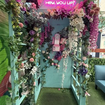 HIGHKEY RAINFOREST ROOFTOP - Updated October 2025 - 377 Photos & 208 ...