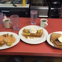 TURTLE CAFE - Updated October 2024 - 228 Photos & 299 Reviews - 4 ...