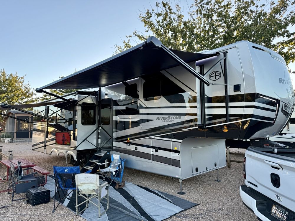 CACTUS RV - Updated October 2025 - 18 Photos & 33 Reviews - 3655 N ...