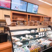 BETWEEN ROUNDS BAGEL DELI & BAKERY - 97 Photos & 67 Reviews - 243 ...