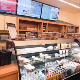 BETWEEN ROUNDS BAGEL DELI & BAKERY - Updated January 2025 - 100 Photos ...