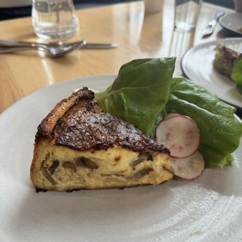 HENRIETTA RED - Updated June 2024 - 1195 Photos & 557 Reviews - 1200 ...