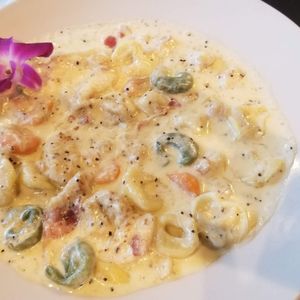 FRANCHETTI’S HOME TOWN VARIETY - 4 Main St, Jay, Maine - Pizza ...