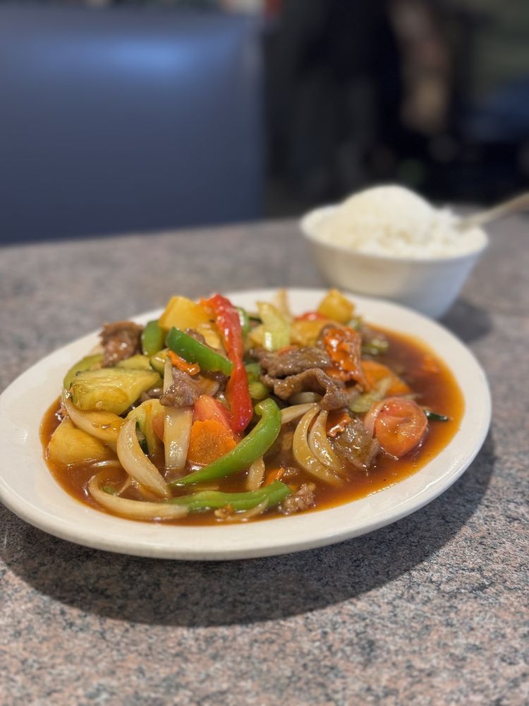 CHADA THAI - Updated December 2025 - 178 Photos & 155 Reviews - 825 ...