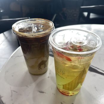 DELAH COFFEE - Updated July 2025 - 1072 Photos & 555 Reviews - 370 4th ...